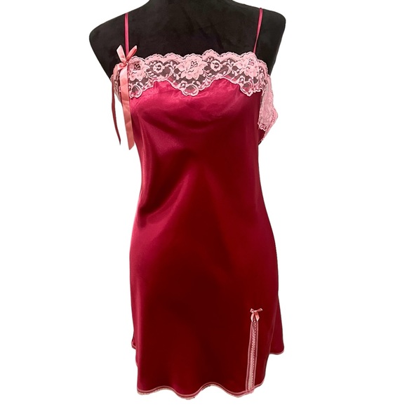 Victorias Secret Intimates And Sleepwear Vintage 205 Victorias